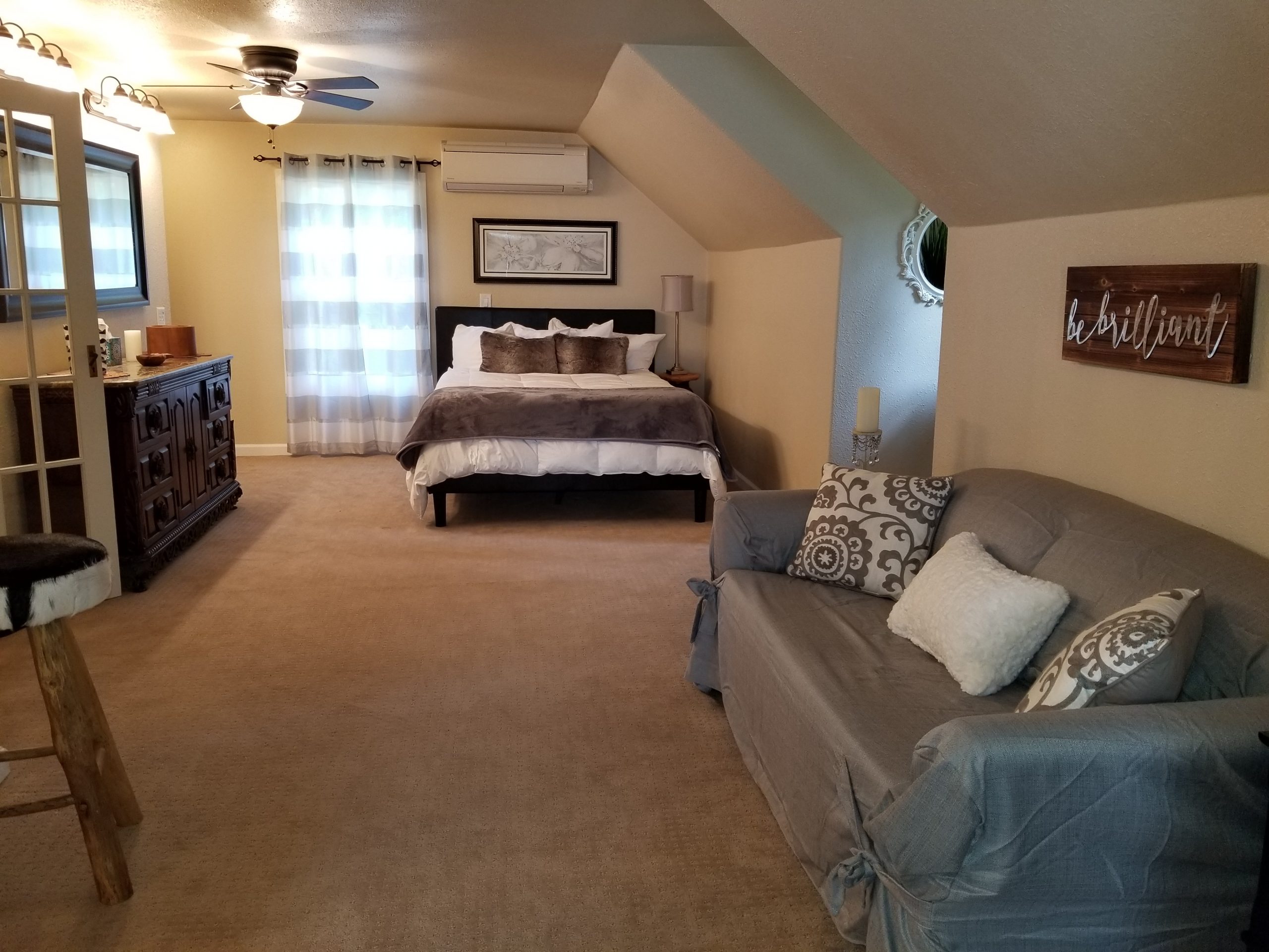 29 - Holiday Farm Resort Wedding Venue
